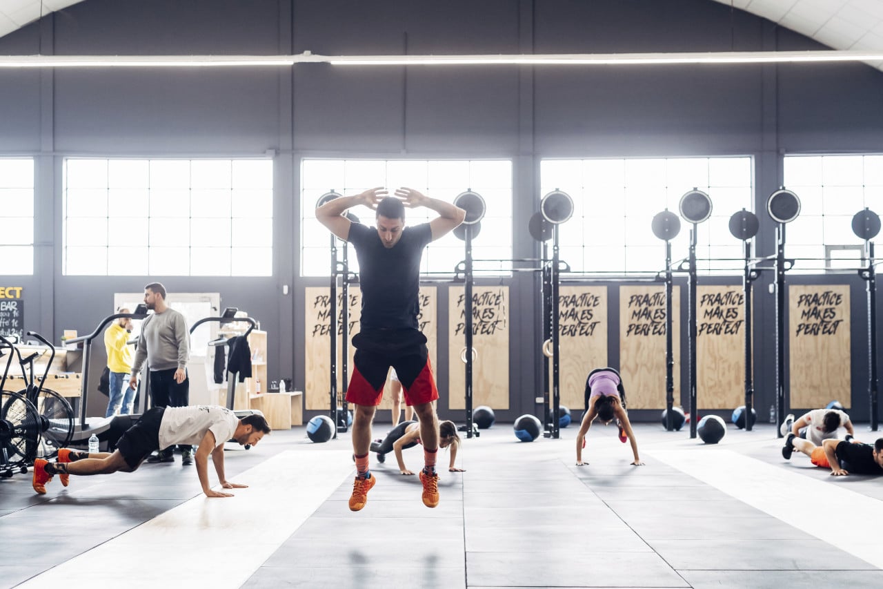 Trening CrossFit dla początkujących | Arjenworld.pl